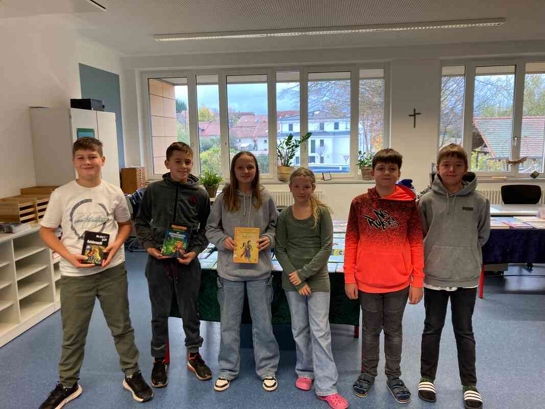 Vorlesewettbewerb der sechsten Klassen - Schulleben - Unsere Schule - GS/MS Buchbach